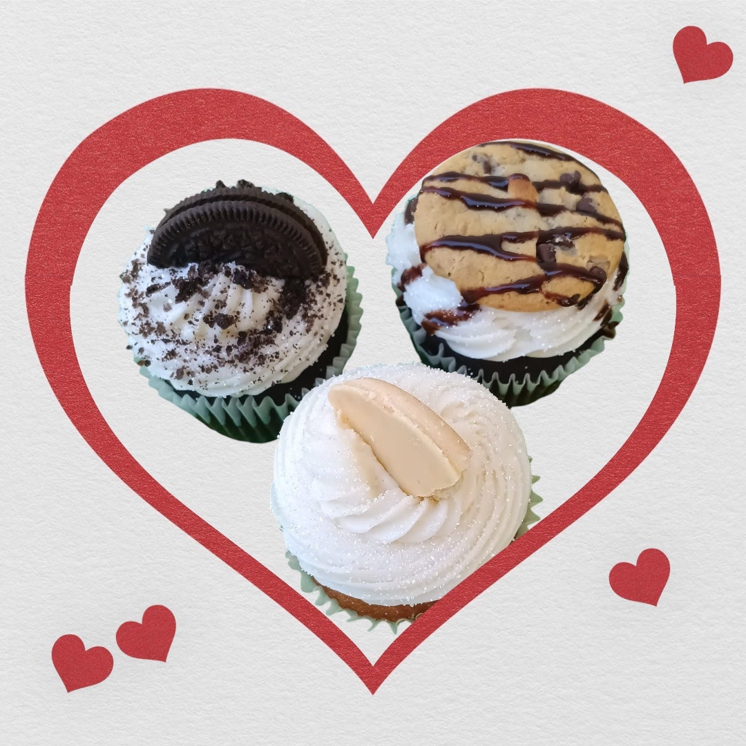 Love on Top "Soft, moist, cookie crazy" | Masquerade of Sweets